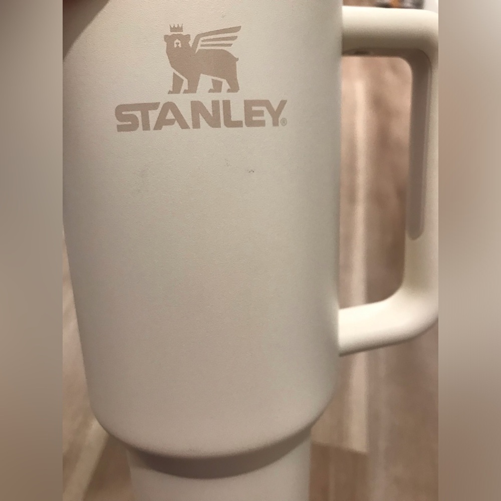 Stanley 40oz Tumbler - Gem